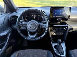 Balts Toyota Yaris Cross 2022 Kauņa, ar dzinēja tilpumu 1.50 L un nobraukumu 26 tūkst. km par 19900 €, foto 13 vietnē AUTOMOTO.COM.LV