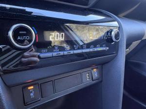 Balts Toyota Yaris Cross 2022 Kauņa, ar dzinēja tilpumu 1.50 L un nobraukumu 26 tūkst. km par 19900 €, foto 16 vietnē AUTOMOTO.COM.LV
