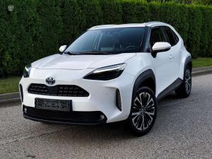 Balts Toyota Yaris Cross 2022 Anykščiai, ar dzinēja tilpumu 1.50 L un nobraukumu 236 tūkst. km par 15250 €, foto  vietnē AUTOMOTO.COM.LV