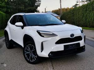 Белый Тойота Yaris Cross 2022 в Аникщяй, объемом двигателя 1.50 л и пробегом 236 тыс. км за 15250 €, фото 3 на AUTOMOTO.COM.LV