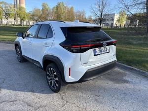 Белый Тойота Yaris Cross 2022 в Каунас, объемом двигателя 1.50 л и пробегом 15 тыс. км за 21500 €, фото 9 на AUTOMOTO.COM.LV