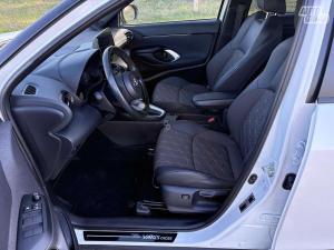 Белый Тойота Yaris Cross 2022 в Каунас, объемом двигателя 1.50 л и пробегом 15 тыс. км за 21500 €, фото 19 на AUTOMOTO.COM.LV