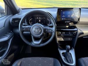 Белый Тойота Yaris Cross 2022 в Каунас, объемом двигателя 1.50 л и пробегом 15 тыс. км за 21500 €, фото 25 на AUTOMOTO.COM.LV