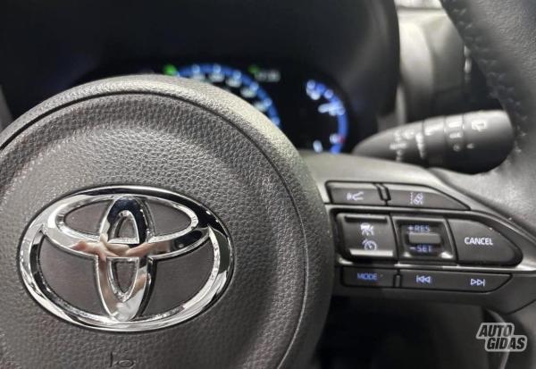 Balts Toyota Yaris Cross 2023 Kauņa, ar dzinēja tilpumu 0.00 L un nobraukumu 24 tūkst. km par 32746 €, foto 10 vietnē AUTOMOTO.COM.LV