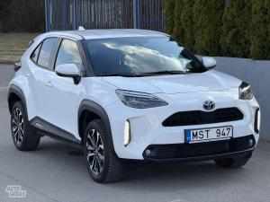 White Toyota Yaris Cross 2023 in Vilnius, with an engine capacity of 1.50 L and mileage of 14 thousand km for 23000 €, photo 10 on AUTOMOTO.COM.LV