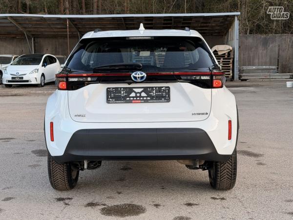 Balts Toyota Yaris Cross 2023 Viļņa, ar dzinēja tilpumu 1.50 L un nobraukumu 104 tūkst. km par 17950 €, foto 8 vietnē AUTOMOTO.COM.LV