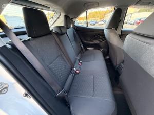 Белый Тойота Yaris Cross 2023 в Вильнюс, объемом двигателя 1.50 л и пробегом 104 тыс. км за 17950 €, фото 19 на AUTOMOTO.COM.LV