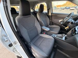 Белый Тойота Yaris Cross 2023 в Вильнюс, объемом двигателя 1.50 л и пробегом 104 тыс. км за 17950 €, фото 20 на AUTOMOTO.COM.LV
