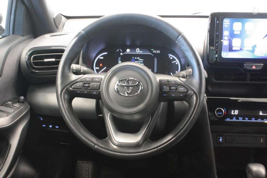 Белый Тойота Yaris Cross 2023 в Каунас, объемом двигателя 1.49 л и пробегом 52 тыс. км за 22900 €, фото 12 на AUTOMOTO.COM.LV