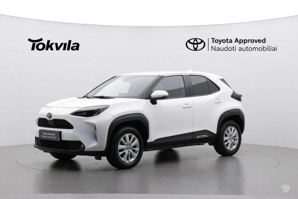 Белый Тойота Yaris Cross 2023 в Вильнюс, объемом двигателя 1.49 л и пробегом 85 тыс. км за 20900 €, фото 1 на AUTOMOTO.COM.LV
