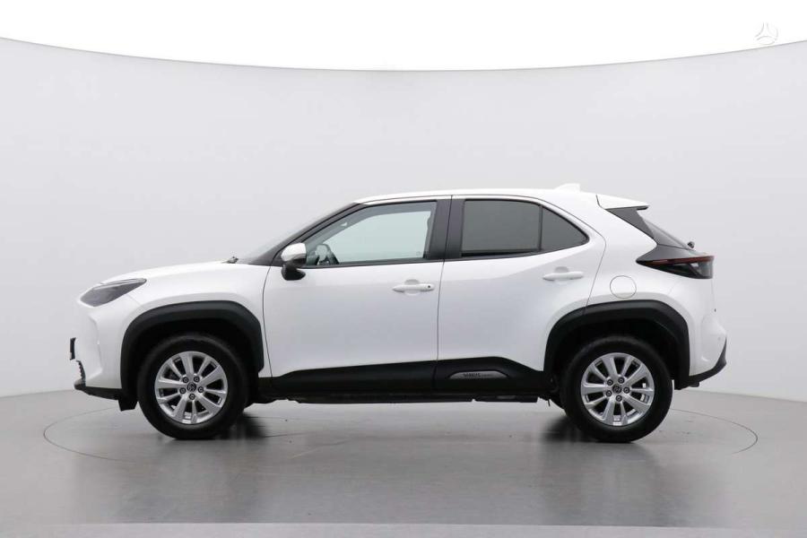 Balts Toyota Yaris Cross 2023 Viļņa, ar dzinēja tilpumu 1.49 L un nobraukumu 85 tūkst. km par 20900 €, foto 5 vietnē AUTOMOTO.COM.LV