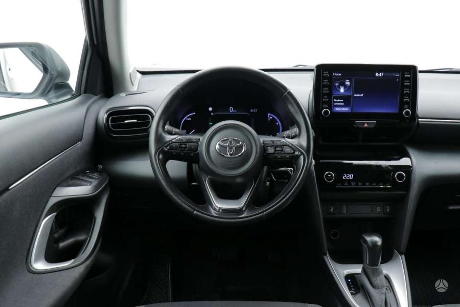 Balts Toyota Yaris Cross 2023 Viļņa, ar dzinēja tilpumu 1.49 L un nobraukumu 85 tūkst. km par 20900 €, foto 9 vietnē AUTOMOTO.COM.LV
