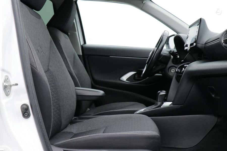 Balts Toyota Yaris Cross 2023 Viļņa, ar dzinēja tilpumu 1.49 L un nobraukumu 85 tūkst. km par 20900 €, foto 10 vietnē AUTOMOTO.COM.LV