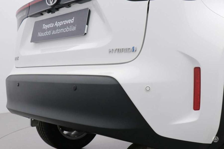 Balts Toyota Yaris Cross 2023 Viļņa, ar dzinēja tilpumu 1.49 L un nobraukumu 85 tūkst. km par 20900 €, foto 21 vietnē AUTOMOTO.COM.LV