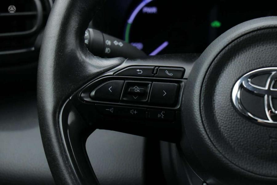 Balts Toyota Yaris Cross 2023 Viļņa, ar dzinēja tilpumu 1.49 L un nobraukumu 85 tūkst. km par 20900 €, foto 26 vietnē AUTOMOTO.COM.LV