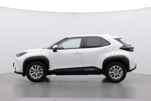 Balts Toyota Yaris Cross 2023 Viļņa, ar dzinēja tilpumu 1.49 L un nobraukumu 99 tūkst. km par 19900 €, foto 4 vietnē AUTOMOTO.COM.LV