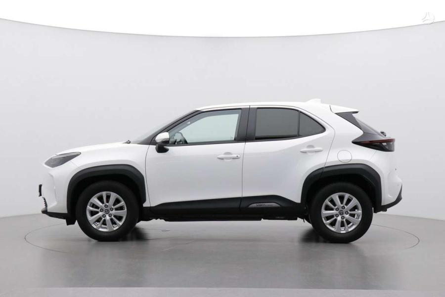 Balts Toyota Yaris Cross 2023 Viļņa, ar dzinēja tilpumu 1.49 L un nobraukumu 99 tūkst. km par 19900 €, foto 5 vietnē AUTOMOTO.COM.LV