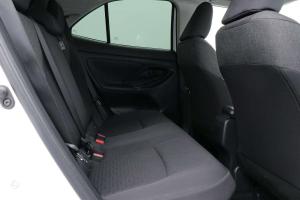 Balts Toyota Yaris Cross 2023 Viļņa, ar dzinēja tilpumu 1.49 L un nobraukumu 99 tūkst. km par 19900 €, foto 11 vietnē AUTOMOTO.COM.LV