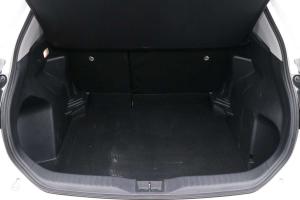 Balts Toyota Yaris Cross 2023 Viļņa, ar dzinēja tilpumu 1.49 L un nobraukumu 99 tūkst. km par 19900 €, foto 12 vietnē AUTOMOTO.COM.LV