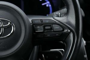 Balts Toyota Yaris Cross 2023 Viļņa, ar dzinēja tilpumu 1.49 L un nobraukumu 99 tūkst. km par 19900 €, foto 27 vietnē AUTOMOTO.COM.LV