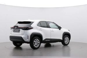 Balts Toyota Yaris Cross 2023 Viļņa, ar dzinēja tilpumu 1.49 L un nobraukumu 99 tūkst. km par 19900 €, foto 4 vietnē AUTOMOTO.COM.LV