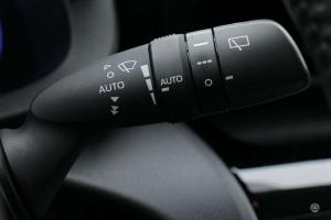 Balts Toyota Yaris Cross 2023 Viļņa, ar dzinēja tilpumu 1.49 L un nobraukumu 99 tūkst. km par 19900 €, foto 25 vietnē AUTOMOTO.COM.LV