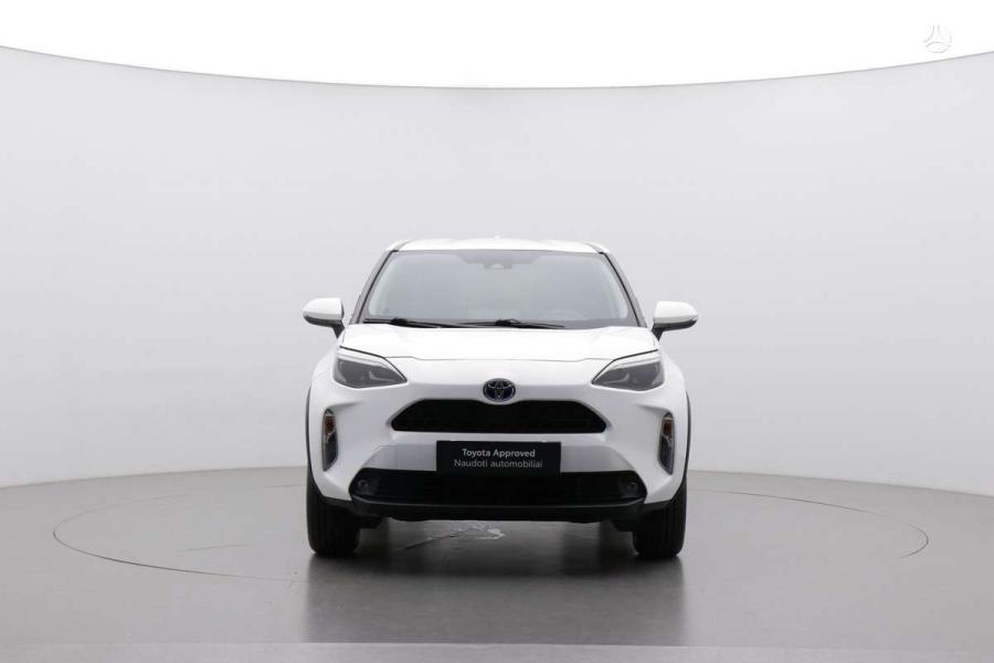 Balts Toyota Yaris Cross 2023 Viļņa, ar dzinēja tilpumu 1.49 L un nobraukumu 86 tūkst. km par 20900 €, foto 7 vietnē AUTOMOTO.COM.LV