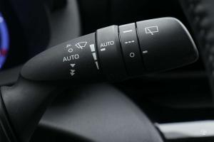 Balts Toyota Yaris Cross 2023 Viļņa, ar dzinēja tilpumu 1.49 L un nobraukumu 86 tūkst. km par 20900 €, foto 25 vietnē AUTOMOTO.COM.LV