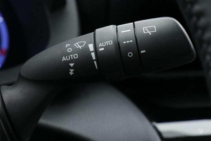 Balts Toyota Yaris Cross 2023 Viļņa, ar dzinēja tilpumu 1.49 L un nobraukumu 86 tūkst. km par 20900 €, foto 25 vietnē AUTOMOTO.COM.LV