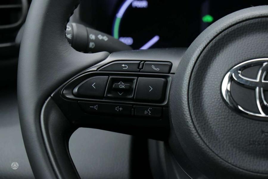 Balts Toyota Yaris Cross 2023 Viļņa, ar dzinēja tilpumu 1.49 L un nobraukumu 86 tūkst. km par 20900 €, foto 26 vietnē AUTOMOTO.COM.LV