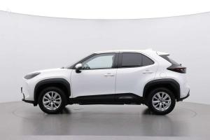 Белый Тойота Yaris Cross 2023 в Вильнюс, объемом двигателя 1.49 л и пробегом 93 тыс. км за 20900 €, фото 4 на AUTOMOTO.COM.LV