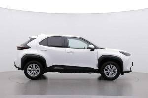 Белый Тойота Yaris Cross 2023 в Вильнюс, объемом двигателя 1.49 л и пробегом 93 тыс. км за 20900 €, фото 17 на AUTOMOTO.COM.LV