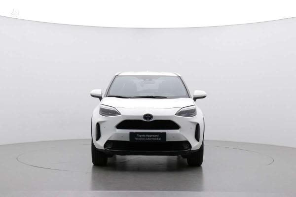 Balts Toyota Yaris Cross 2023 Viļņa, ar dzinēja tilpumu 1.49 L un nobraukumu 56 tūkst. km par 23990 €, foto 6 vietnē AUTOMOTO.COM.LV