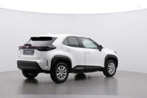 Белый Тойота Yaris Cross 2023 в Вильнюс, объемом двигателя 1.49 л и пробегом 71 тыс. км за 20900 €, фото 4 на AUTOMOTO.COM.LV