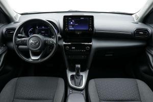 Белый Тойота Yaris Cross 2023 в Вильнюс, объемом двигателя 1.49 л и пробегом 71 тыс. км за 20900 €, фото 8 на AUTOMOTO.COM.LV