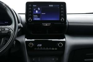 Белый Тойота Yaris Cross 2023 в Вильнюс, объемом двигателя 1.49 л и пробегом 71 тыс. км за 20900 €, фото 16 на AUTOMOTO.COM.LV