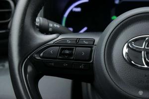 Белый Тойота Yaris Cross 2023 в Вильнюс, объемом двигателя 1.49 л и пробегом 71 тыс. км за 20900 €, фото 26 на AUTOMOTO.COM.LV