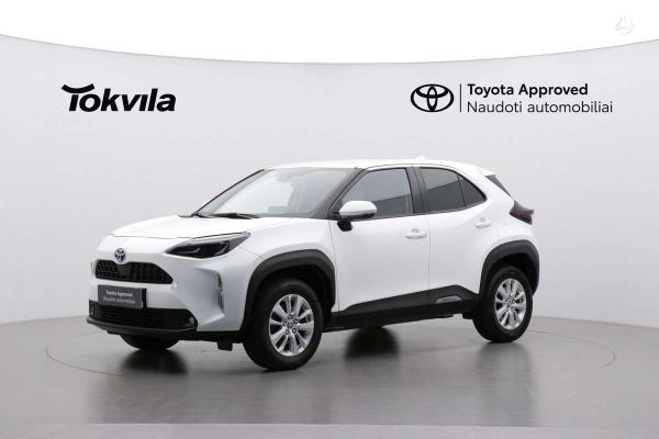 Белый Тойота Yaris Cross 2023 в Вильнюс, объемом двигателя 1.49 л и пробегом 83 тыс. км за 20900 €, фото 1 на AUTOMOTO.COM.LV