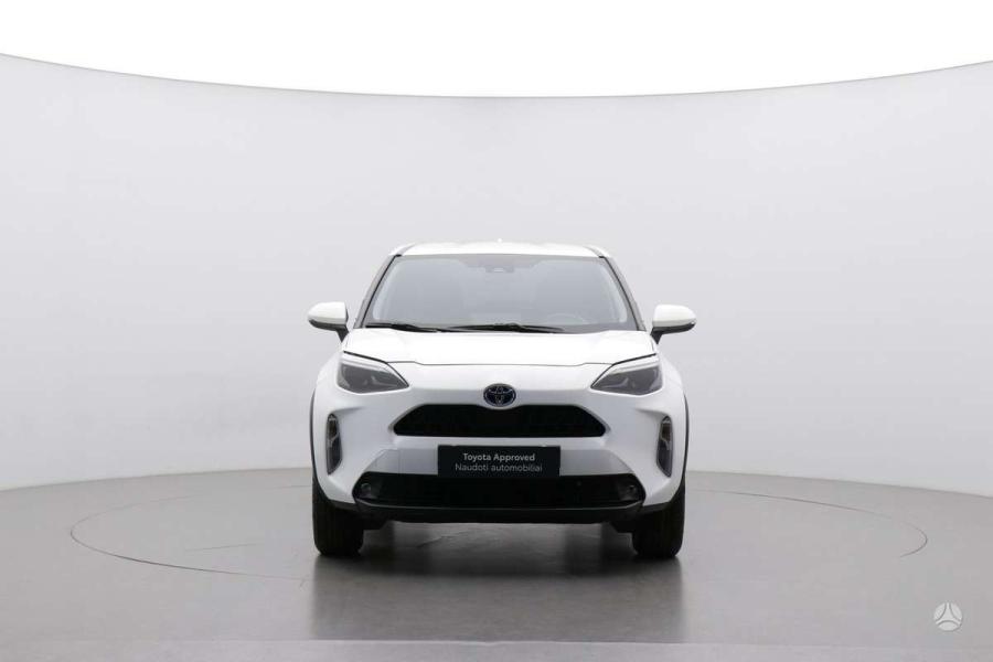 Balts Toyota Yaris Cross 2023 Viļņa, ar dzinēja tilpumu 1.49 L un nobraukumu 83 tūkst. km par 20900 €, foto 7 vietnē AUTOMOTO.COM.LV