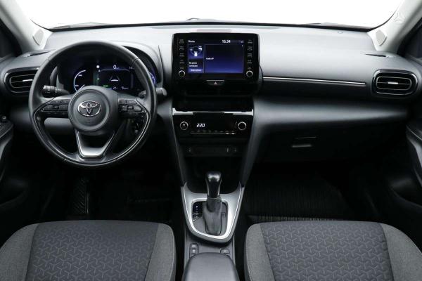 Белый Тойота Yaris Cross 2023 в Вильнюс, объемом двигателя 1.49 л и пробегом 83 тыс. км за 20900 €, фото 7 на AUTOMOTO.COM.LV