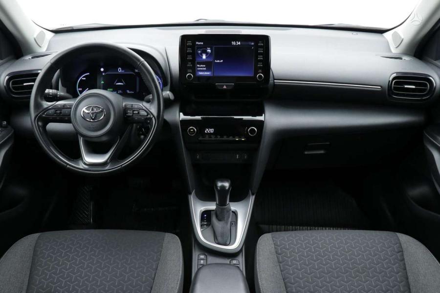 Balts Toyota Yaris Cross 2023 Viļņa, ar dzinēja tilpumu 1.49 L un nobraukumu 83 tūkst. km par 20900 €, foto 8 vietnē AUTOMOTO.COM.LV