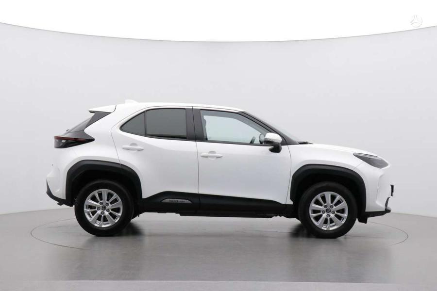 Balts Toyota Yaris Cross 2023 Viļņa, ar dzinēja tilpumu 1.49 L un nobraukumu 83 tūkst. km par 20900 €, foto 18 vietnē AUTOMOTO.COM.LV
