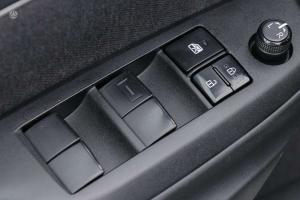 Balts Toyota Yaris Cross 2023 Viļņa, ar dzinēja tilpumu 1.49 L un nobraukumu 83 tūkst. km par 20900 €, foto 23 vietnē AUTOMOTO.COM.LV