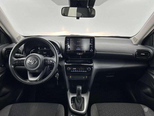 Balts Toyota Yaris Cross 2023 Viļņa, ar dzinēja tilpumu 1.49 L un nobraukumu 47 tūkst. km par 20900 €, foto 8 vietnē AUTOMOTO.COM.LV
