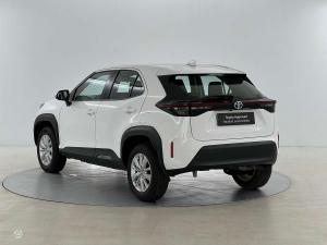 Белый Тойота Yaris Cross 2023 в Вильнюс, объемом двигателя 1.49 л и пробегом 47 тыс. км за 20900 €, фото 18 на AUTOMOTO.COM.LV