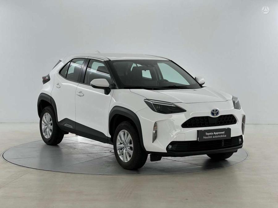 Белый Тойота Yaris Cross 2023 в Вильнюс, объемом двигателя 1.49 л и пробегом 47 тыс. км за 20900 €, фото 19 на AUTOMOTO.COM.LV