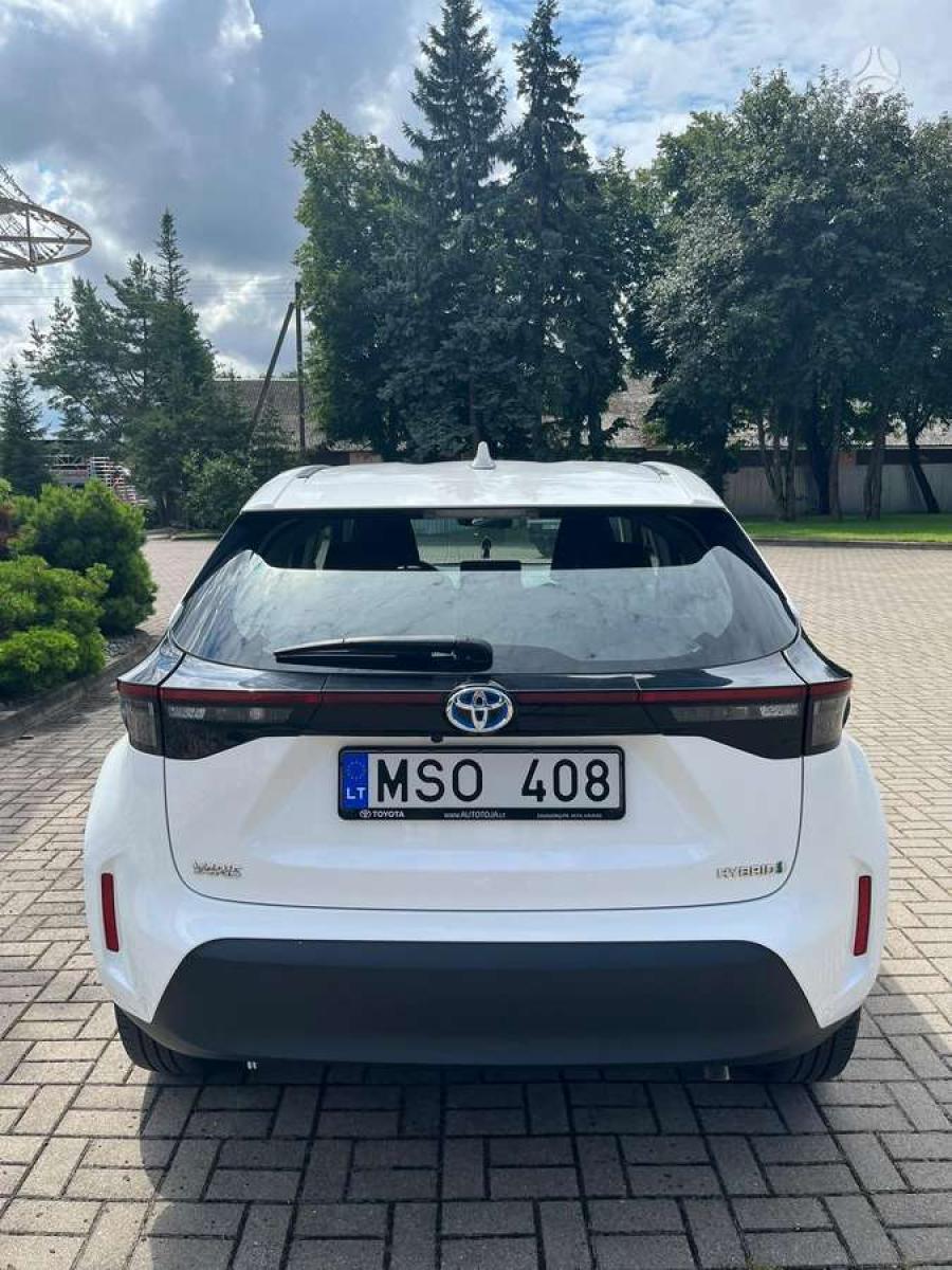 Белый Тойота Yaris Cross 2023 в Мариямполе, объемом двигателя 0.00 л и пробегом 101 тыс. км за 19000 €, фото 5 на AUTOMOTO.COM.LV