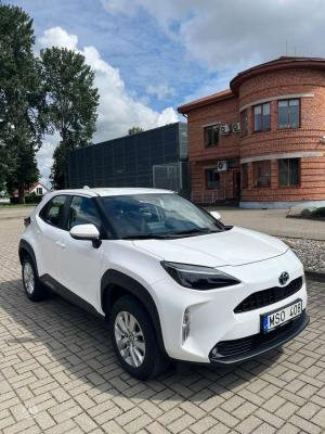 Белый Тойота Yaris Cross 2023 в Мариямполе, объемом двигателя 0.00 л и пробегом 101 тыс. км за 19000 €, фото 8 на AUTOMOTO.COM.LV