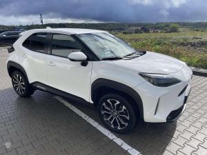 Белый Тойота Yaris Cross 2023 в Вильнюс, объемом двигателя 1.50 л и пробегом 150 тыс. км за 17900 €, фото 6 на AUTOMOTO.COM.LV