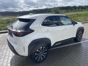 Белый Тойота Yaris Cross 2023 в Вильнюс, объемом двигателя 1.50 л и пробегом 150 тыс. км за 17900 €, фото 8 на AUTOMOTO.COM.LV